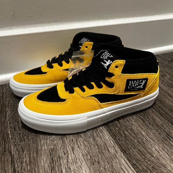 Vans | Shoes | Vans X Bruce Lee Skate Half Cab Sneakers Blackyellow ...